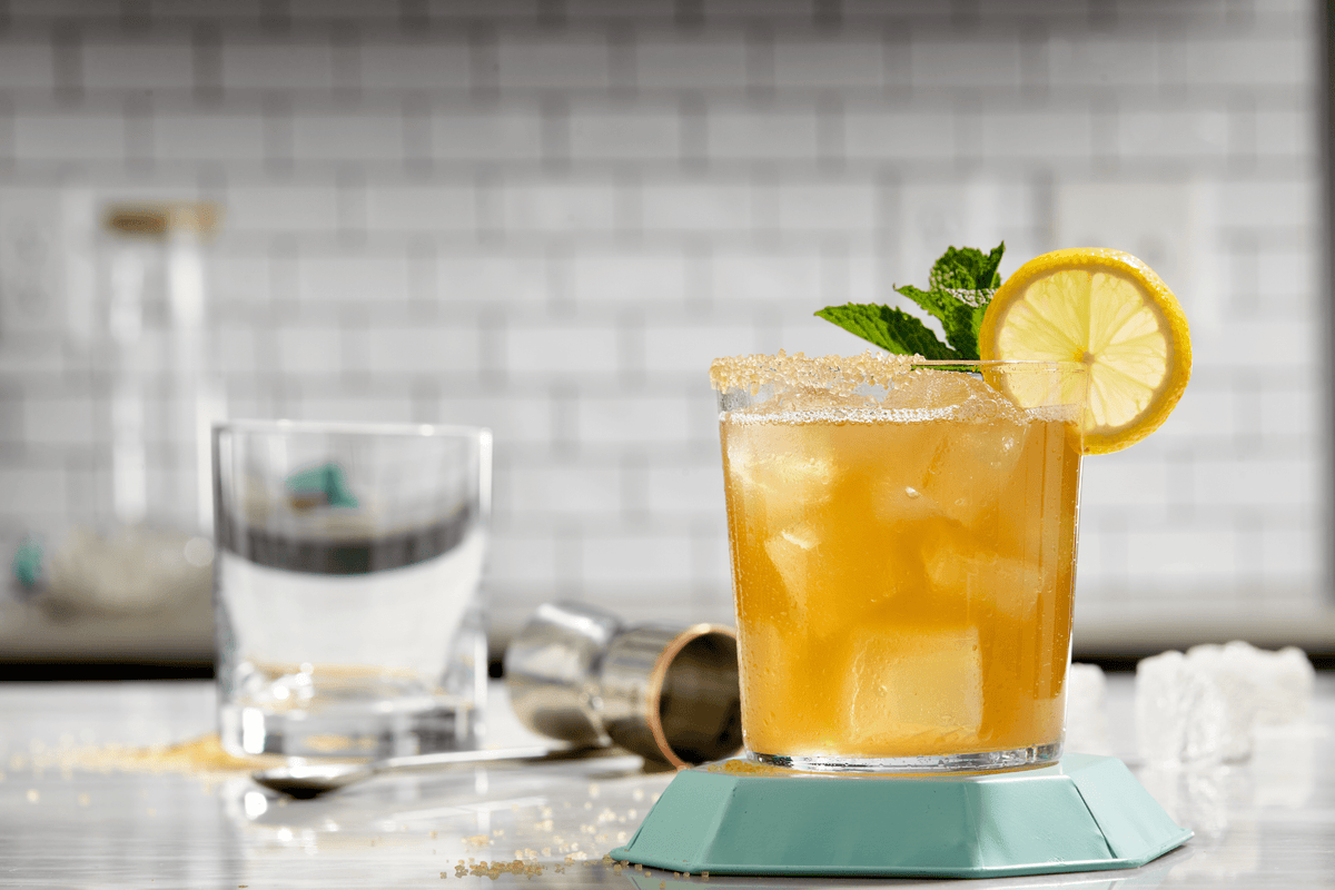 Sweet Tea Lemonade with Vodka or Gin – West Bend